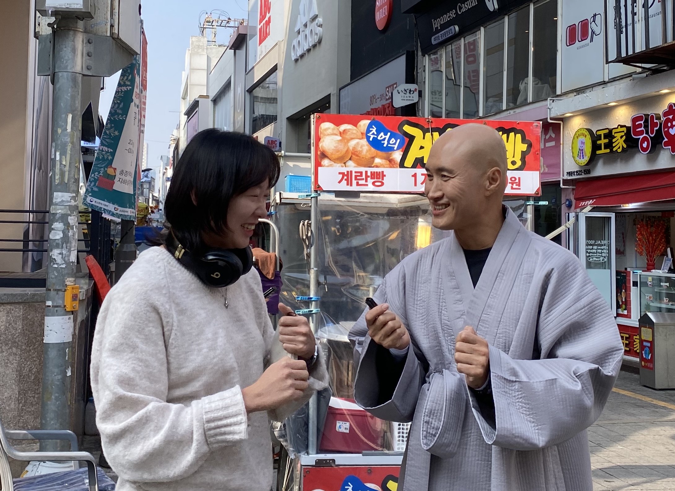 [고향사랑기부제 홍보대사] Ep1. 광주 동구에 윤성호(AKA.뉴진스님) 코미디언이 떴다? | 위기브 wegive